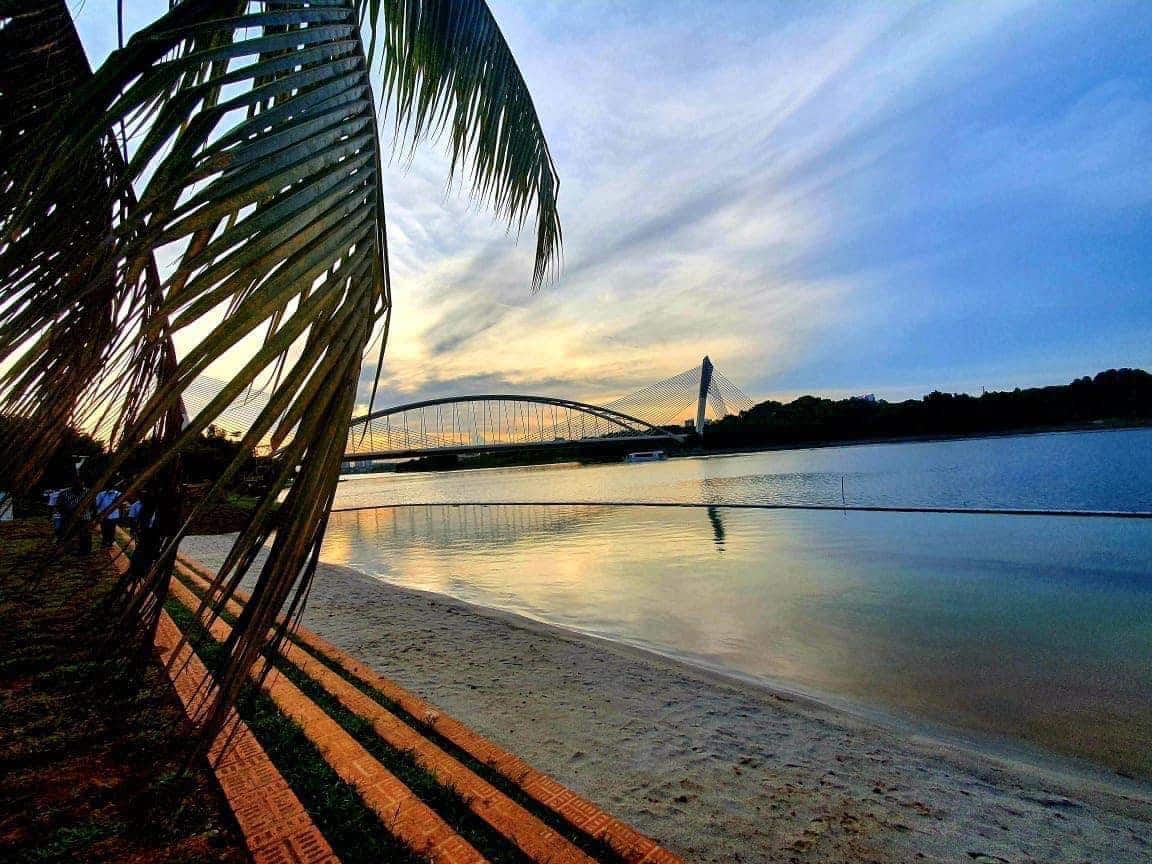 Orang KL tak perlu pergi jauh dah, Putrajaya pun ada pantai