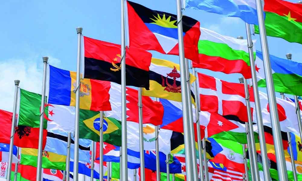 Kenapa ya banyak bendera negara warna biru,putih dan merah? ini jawapannya